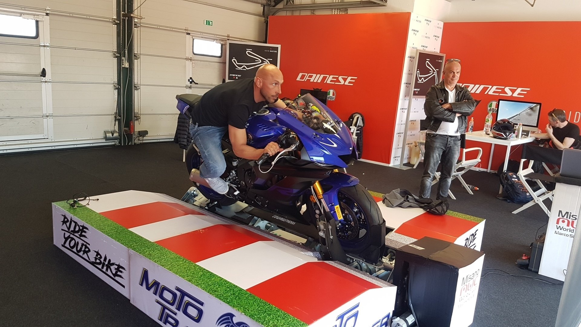 The best Motorcycle simulator, MotoGp Simulator, Motorbike Simulator