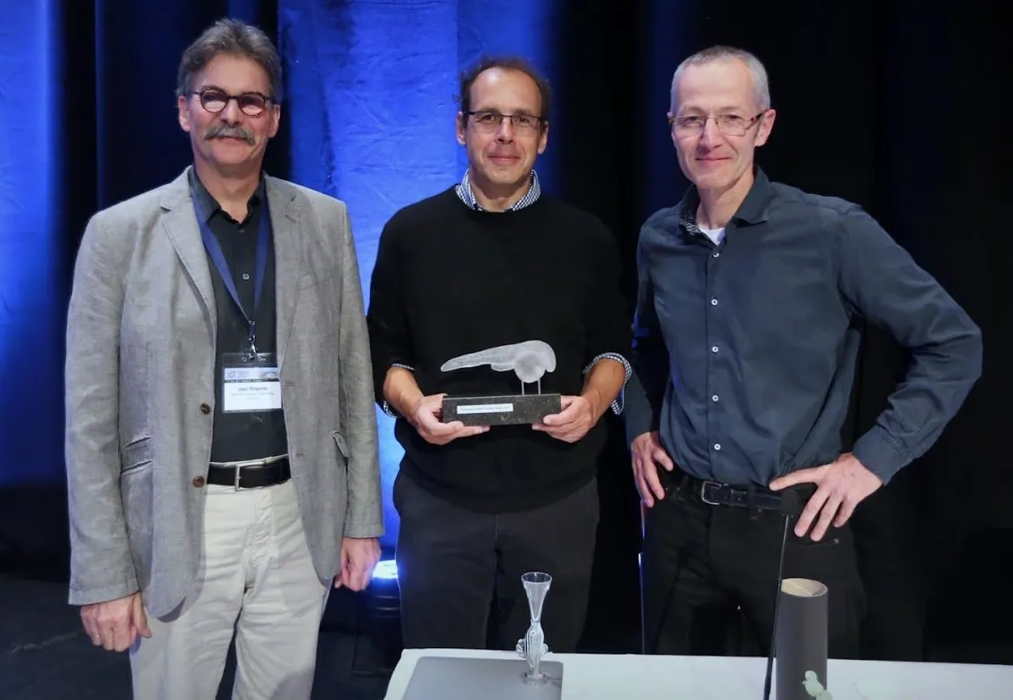 EZS European Zebrafish Society