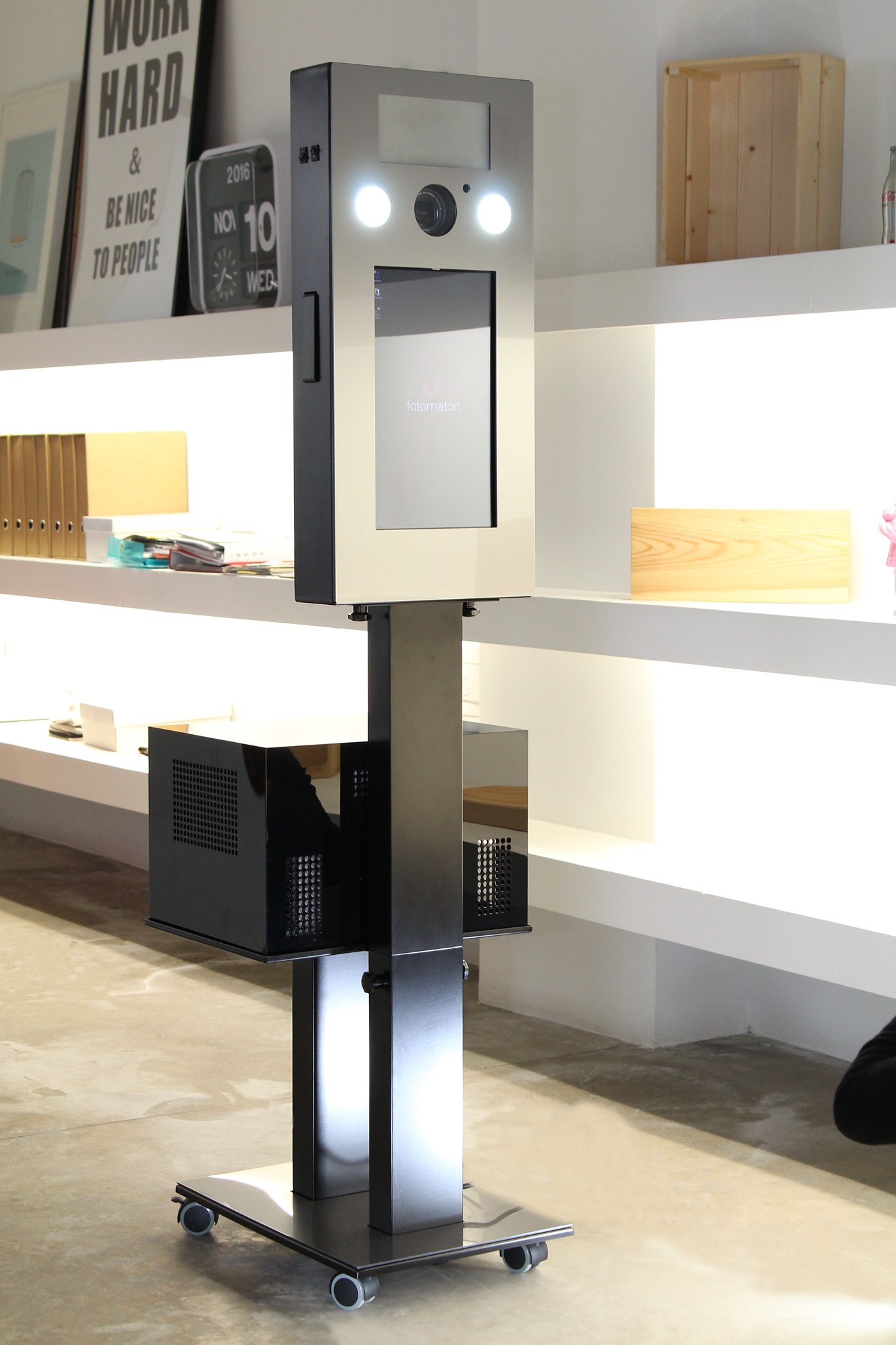 Manufacturer of photo booths. Buy profitable photo booth