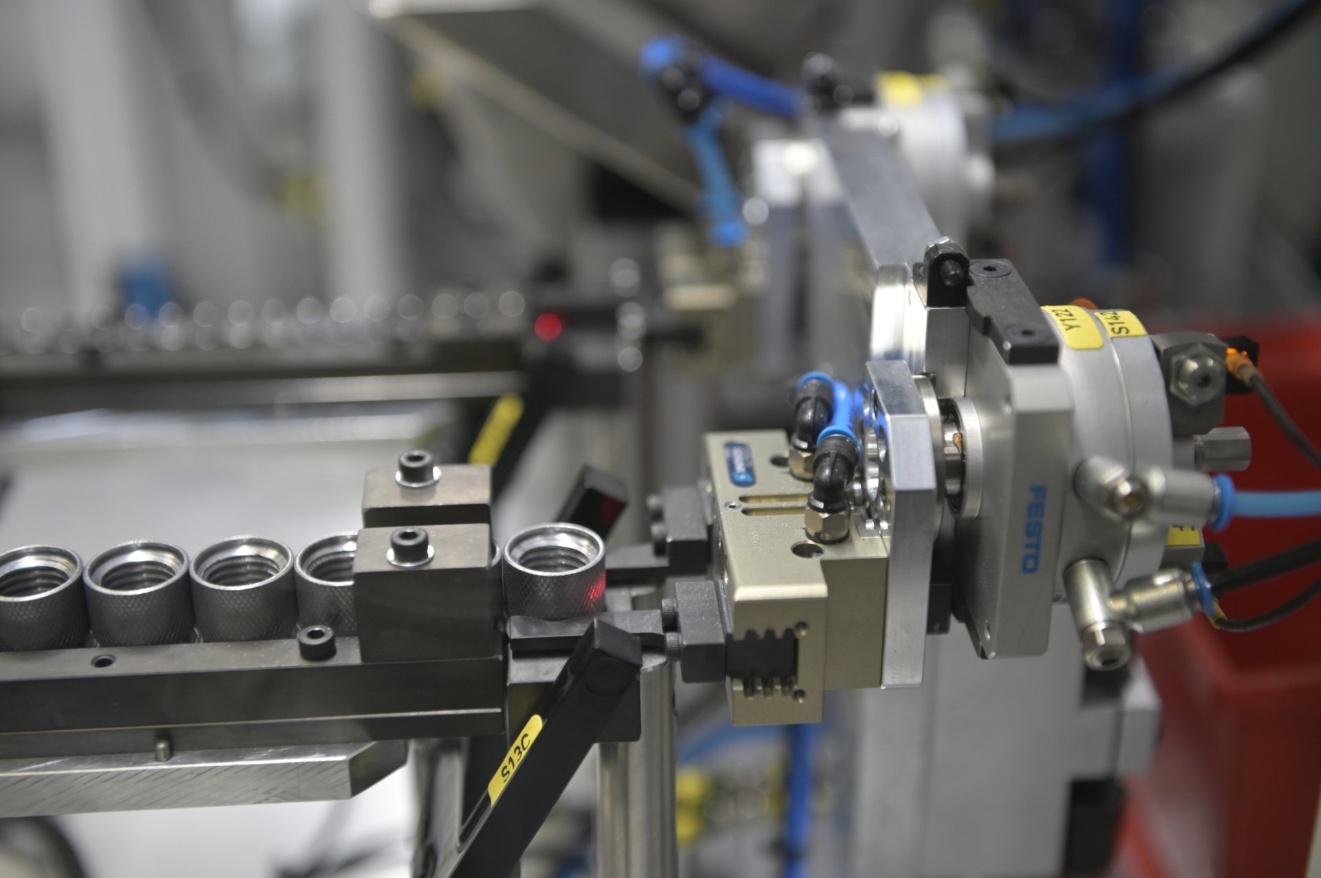 Spradow GmbH & Co. KG