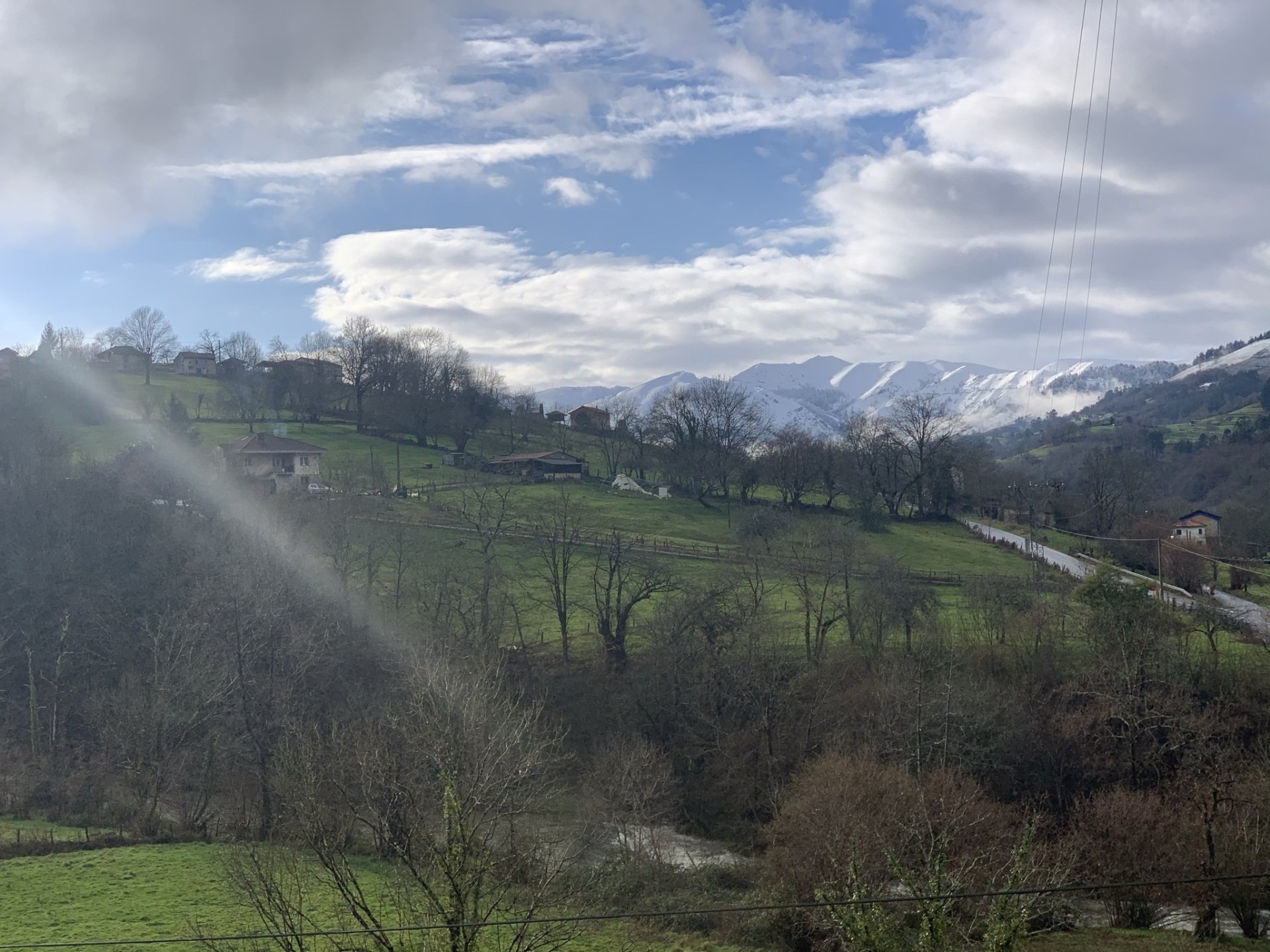 Asturias Infiesto: Belleza Natural del Norte de España