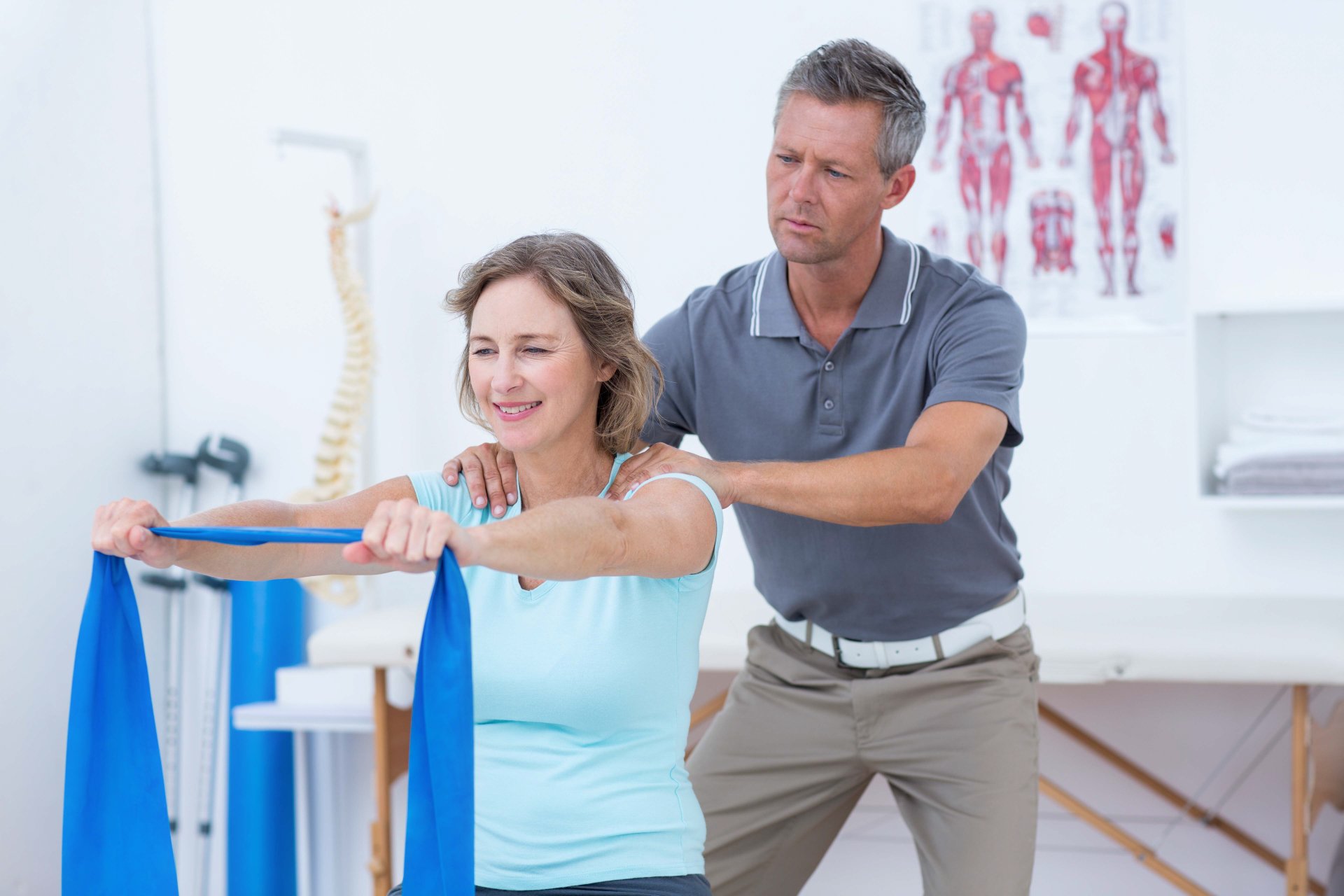 Physiotherapist Osteopathy, acupuncture, traditional Chinese Medicine