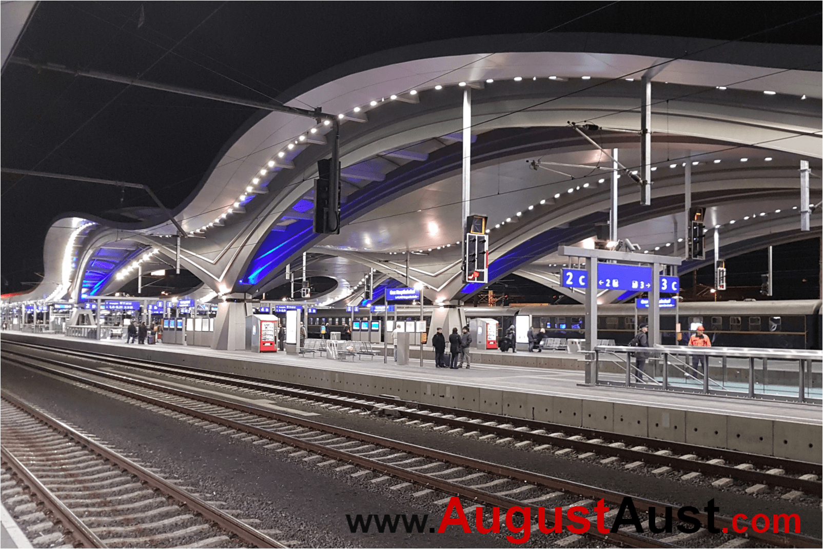 Fotos und Information, Graz Hauptbahnhof und Busbahnhof