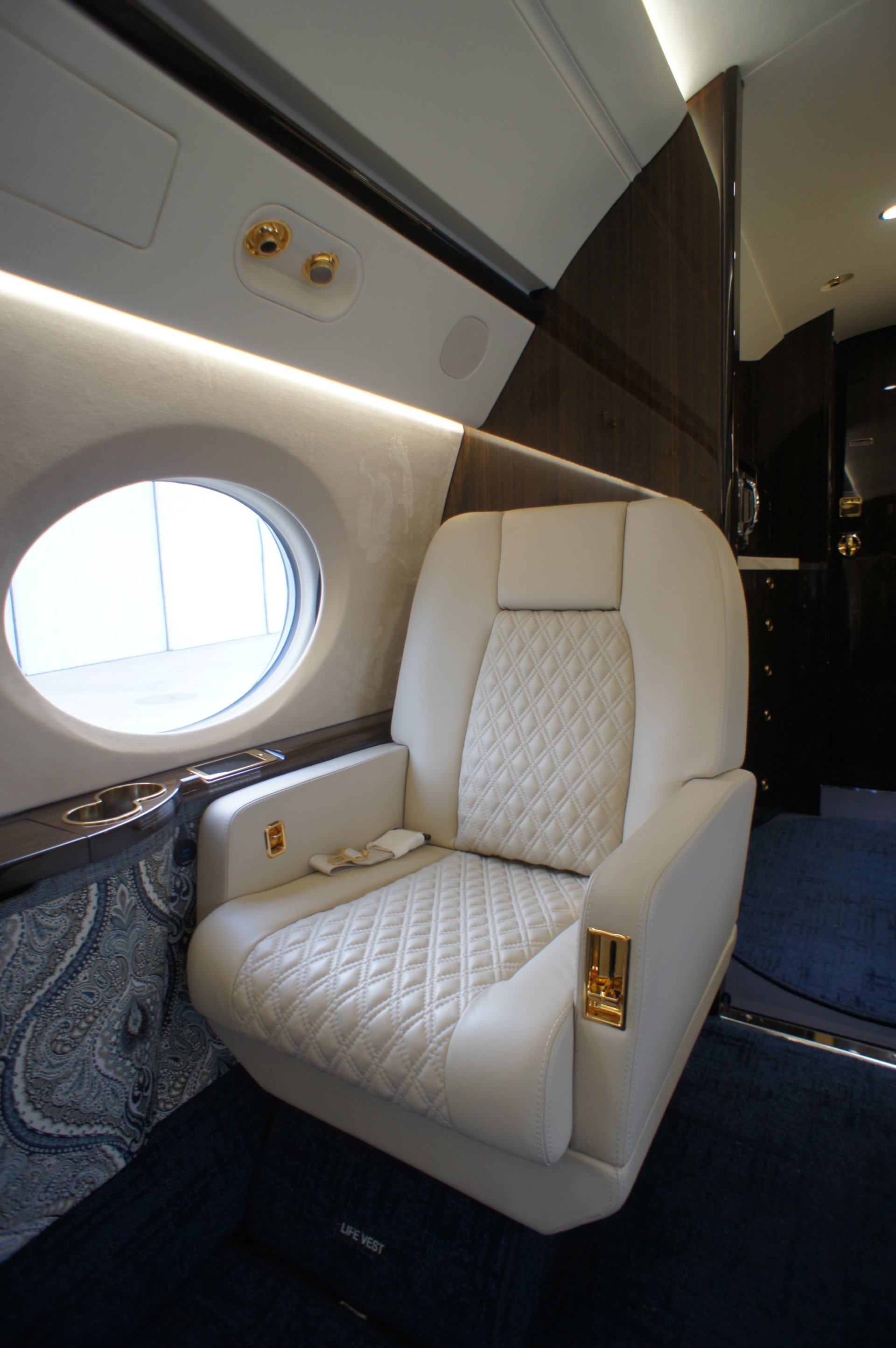 Interior Development Group, Inc. - Custom Aircraft Interiors
