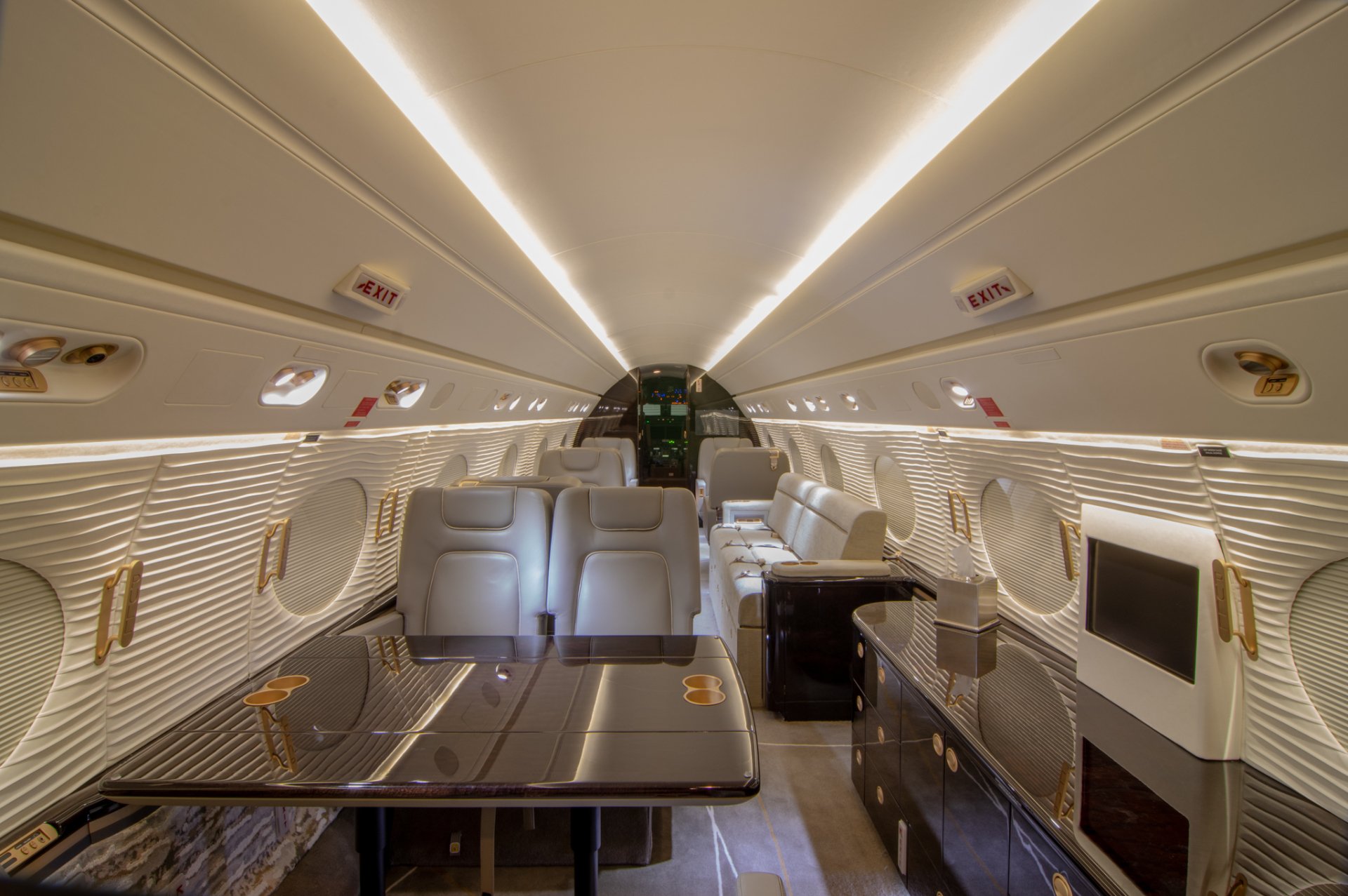 Interior Development Group, Inc. - Custom Aircraft Interiors