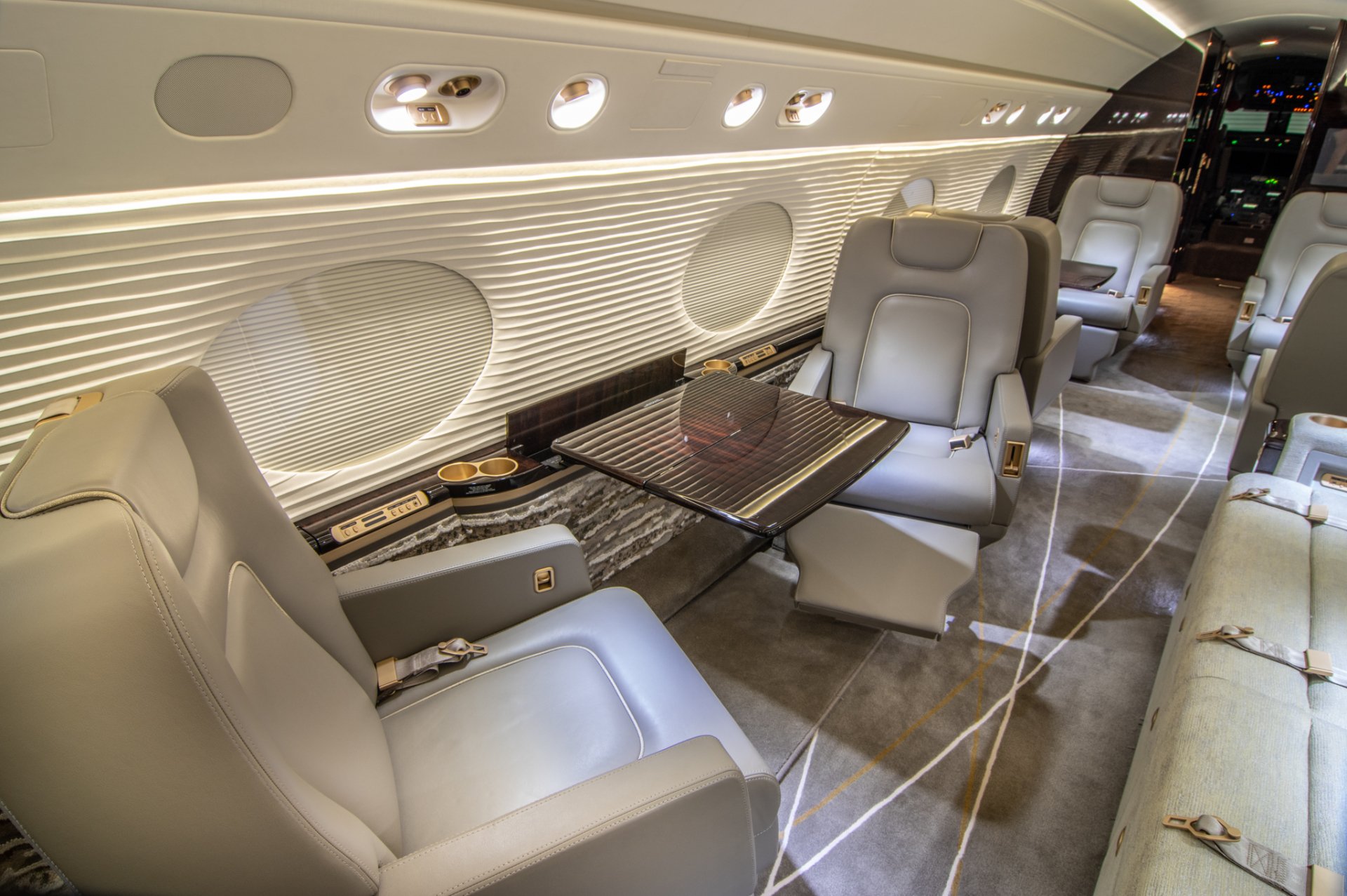 Interior Development Group, Inc. - Custom Aircraft Interiors