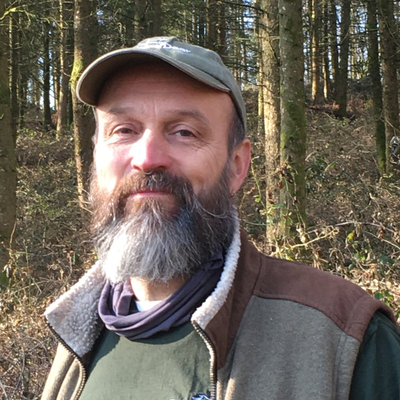 Meet the team of experienced and qualified people at Running Deer School