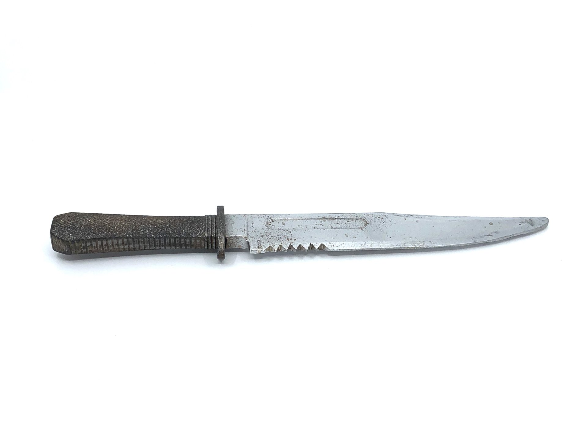Theatrical prop edged and bladed knives and weapons for Hire UK
