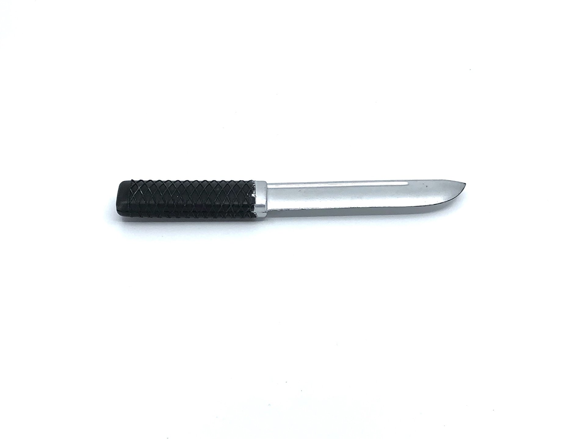 Theatrical prop edged and bladed knives and weapons for Hire UK