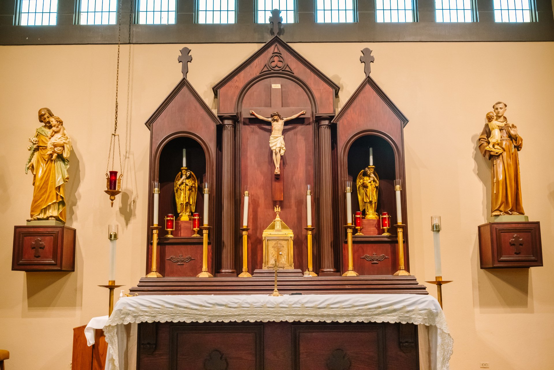 Welcome to Holy Trinity Church