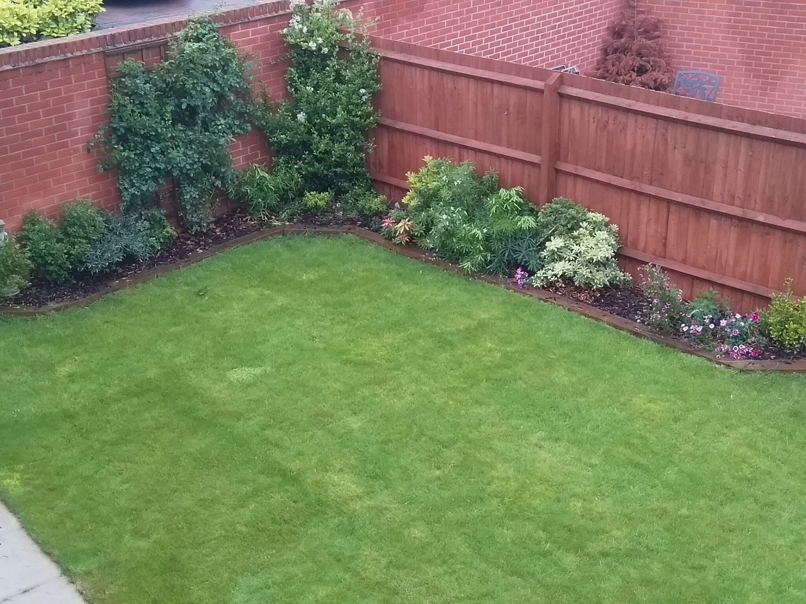 South Wales Home and Gardens - Home and Garden Maintenance services