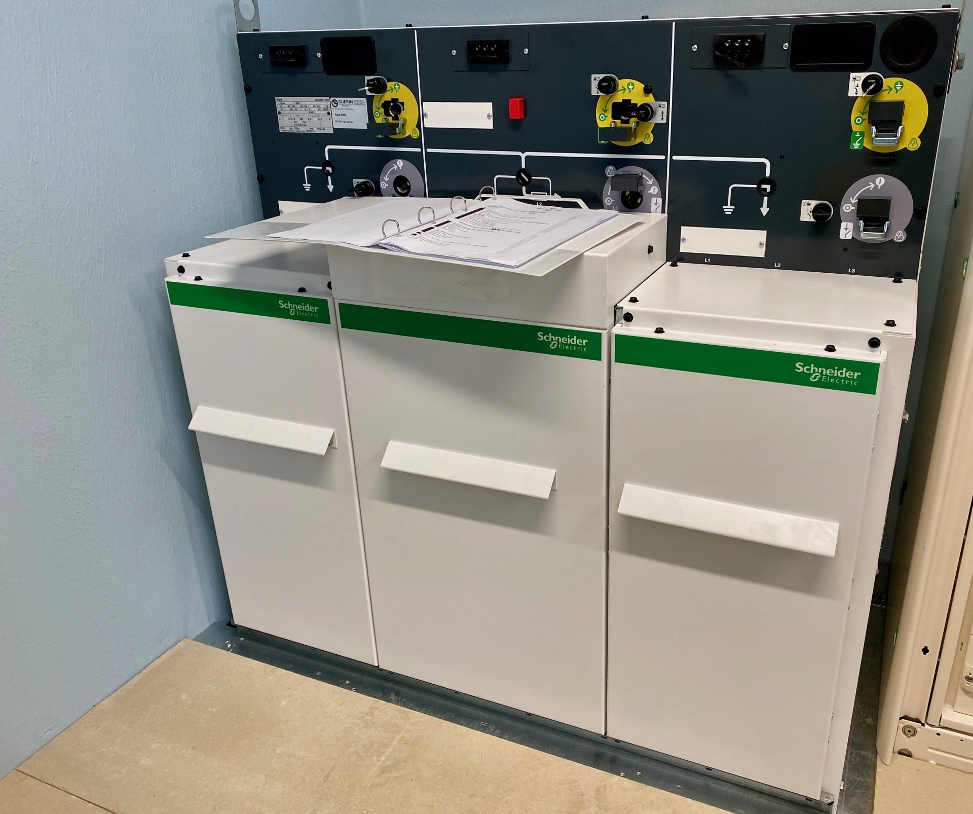 Postes préfa béton-Transformateurs-Cellules HTA-Fusibles-Liaisons HTA