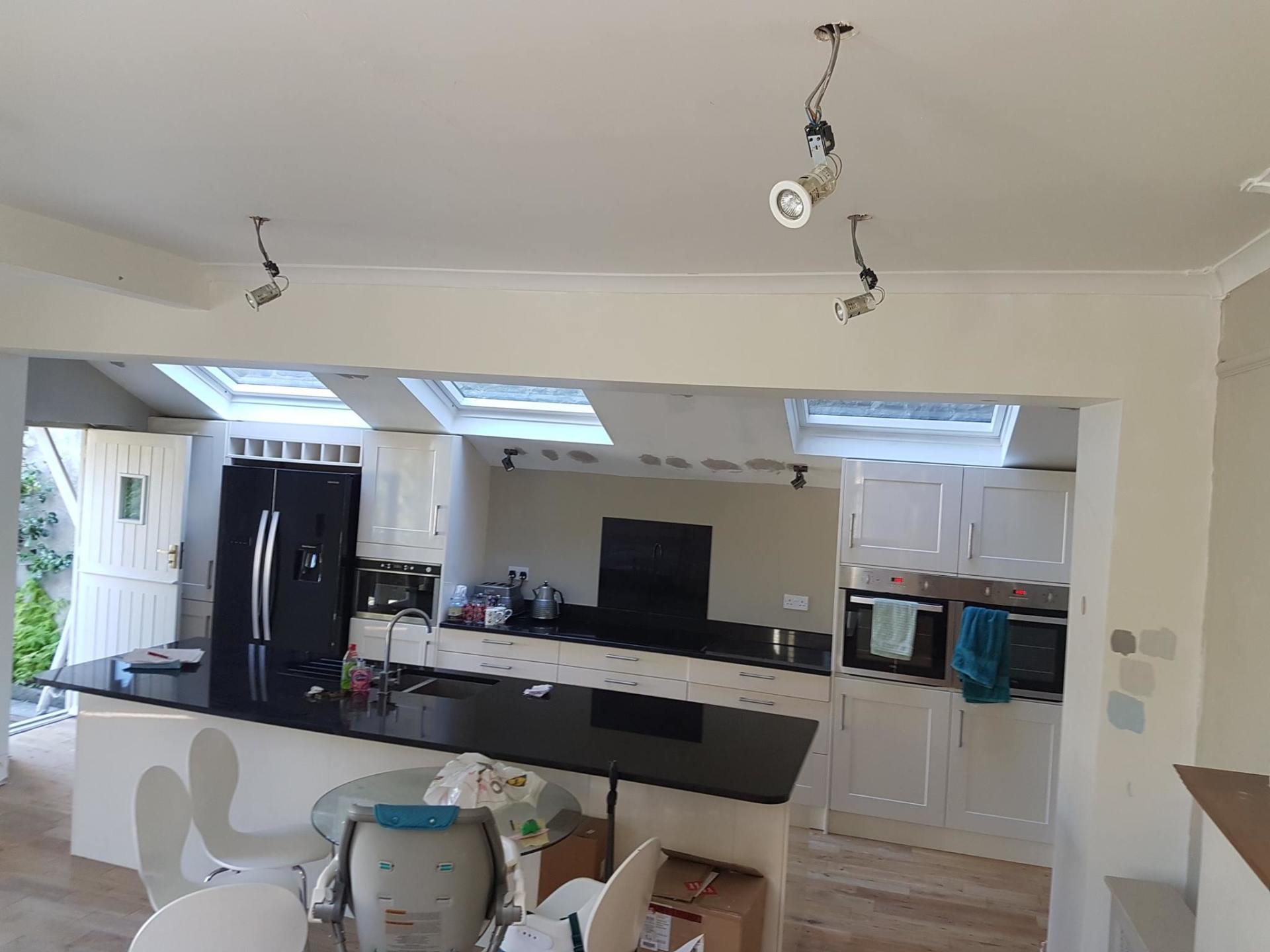 L.M Building & Maintenance