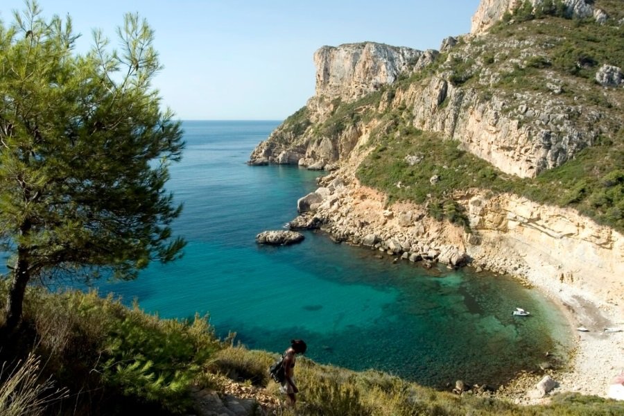 Alquila un barco y conoce las costas de Altea, Calpe, Benidorm