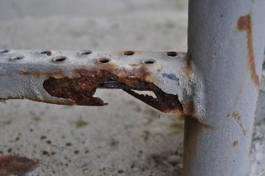 Prüfung von ortsfeste Steigleitern und Dokumentation DGUV I 208-032