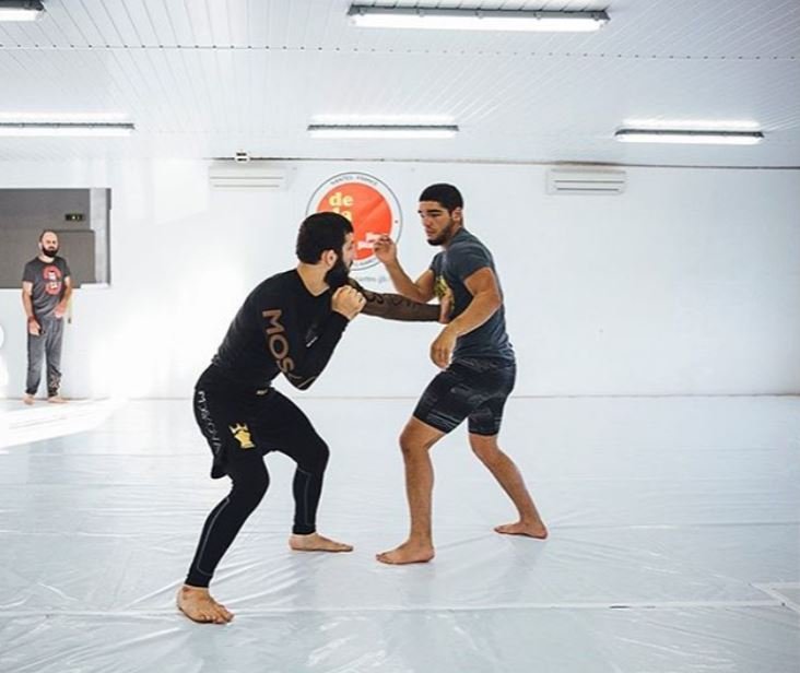 Delariva Nantes JJB - Jiu-Jitsu Brésilien Grappling MMA à Nantes