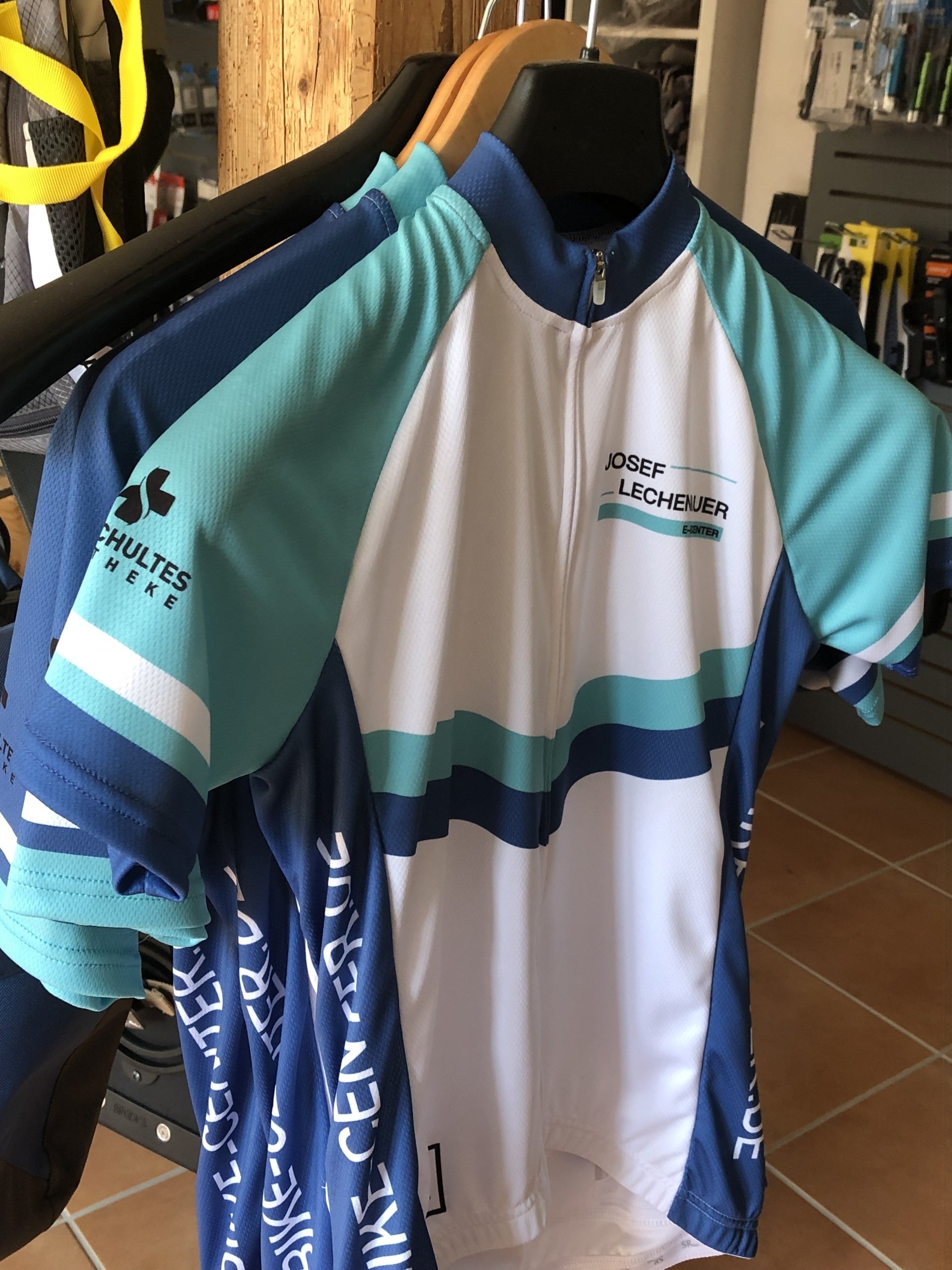 E-BIKE-CENTER MERCHANDISING