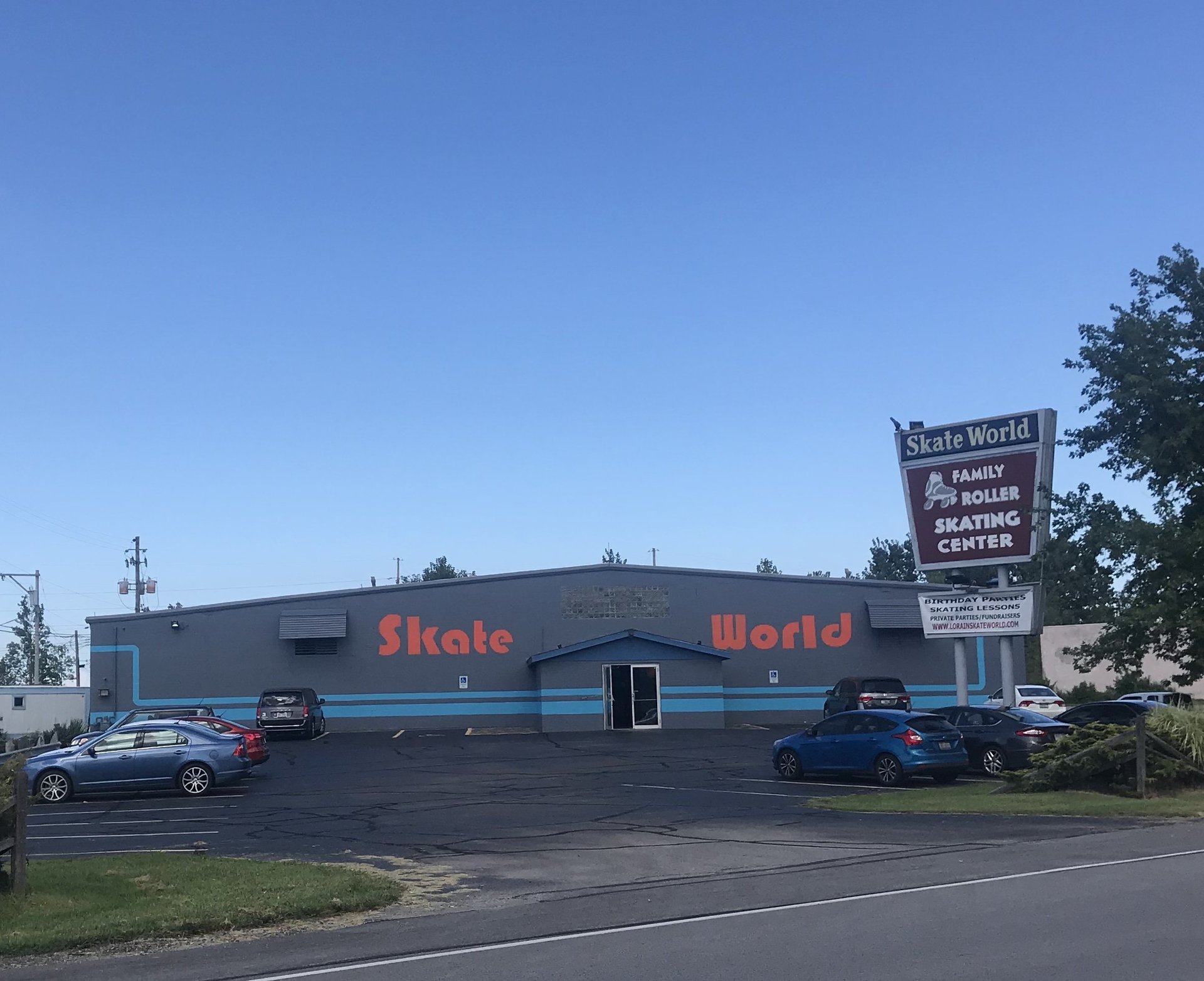 Lorain Skate World