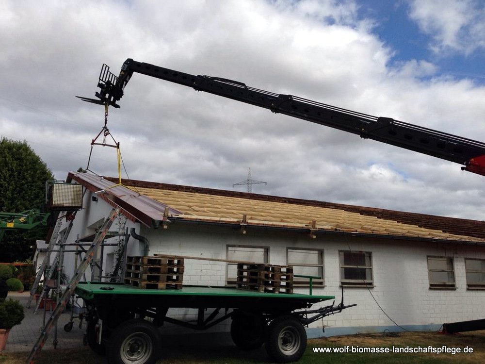 Mobilkran Manitou 3050 Teleskoplader mit Wolf Landschaftspflege