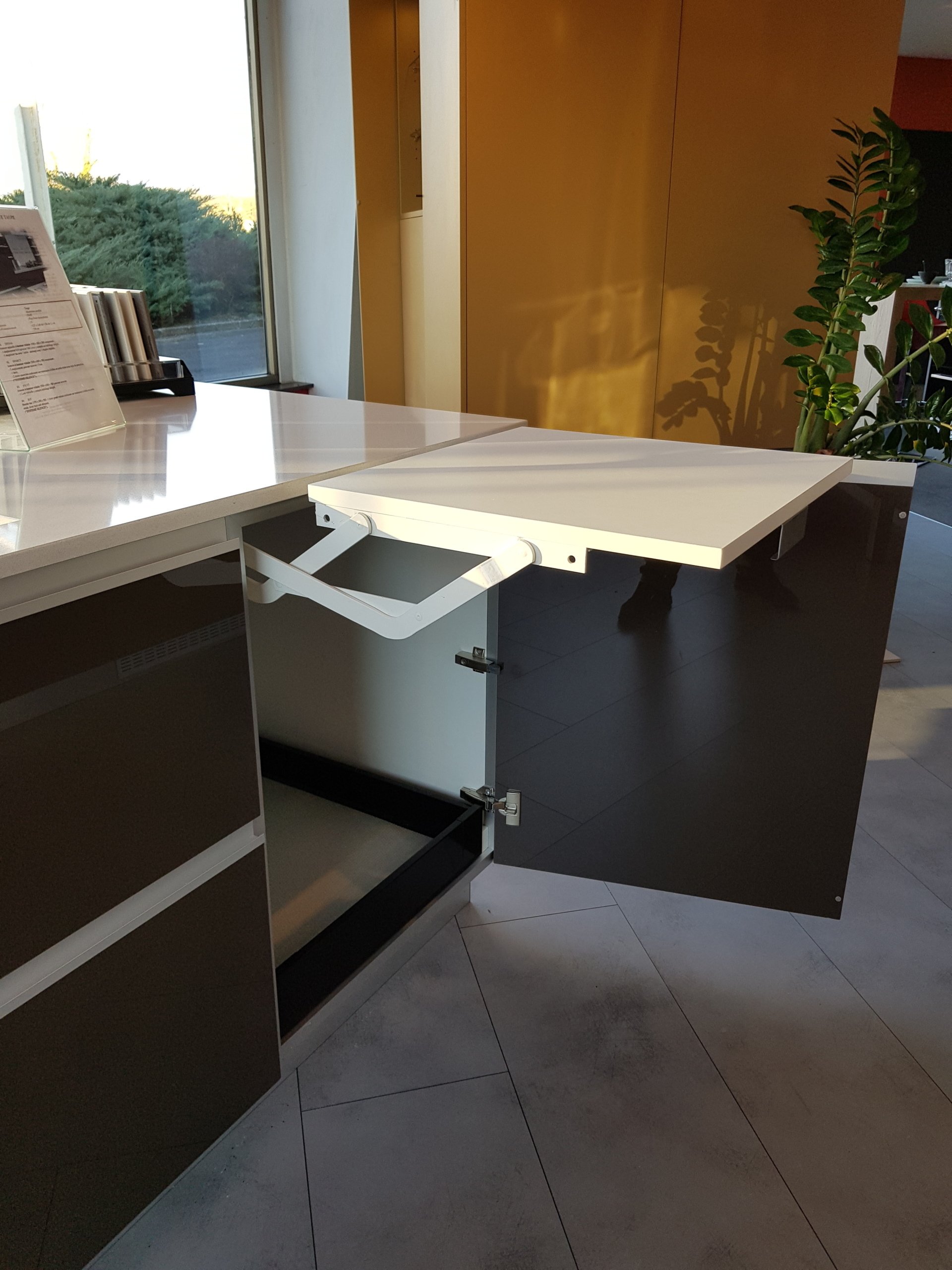 Mentele cuisines Plexi Perle