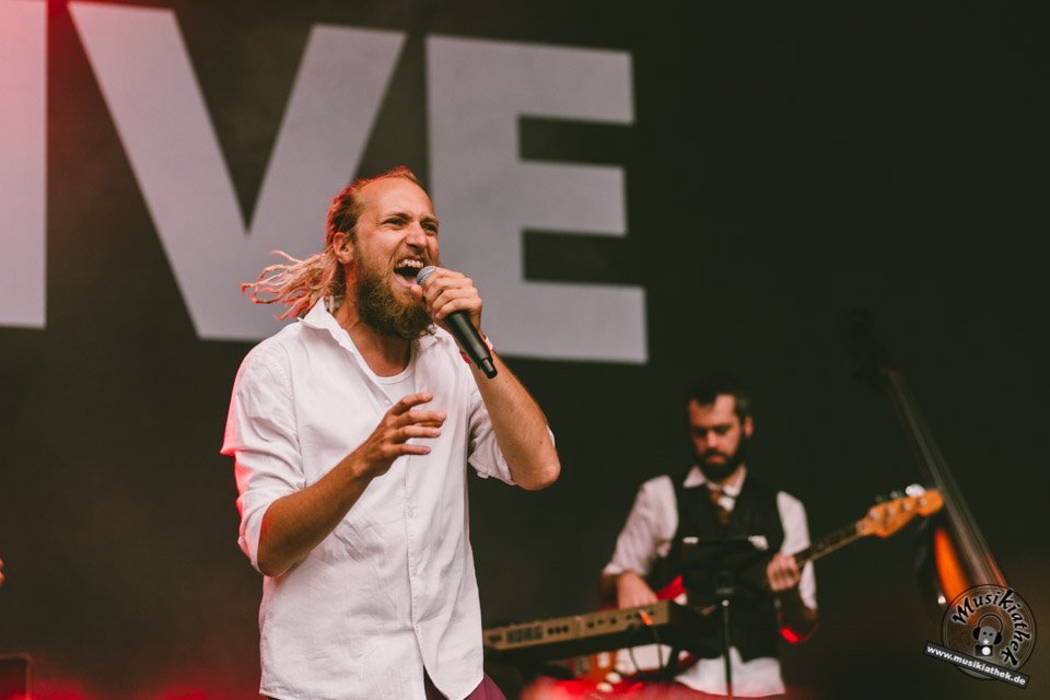 ALICE FRANCIS - HOMEPAGE