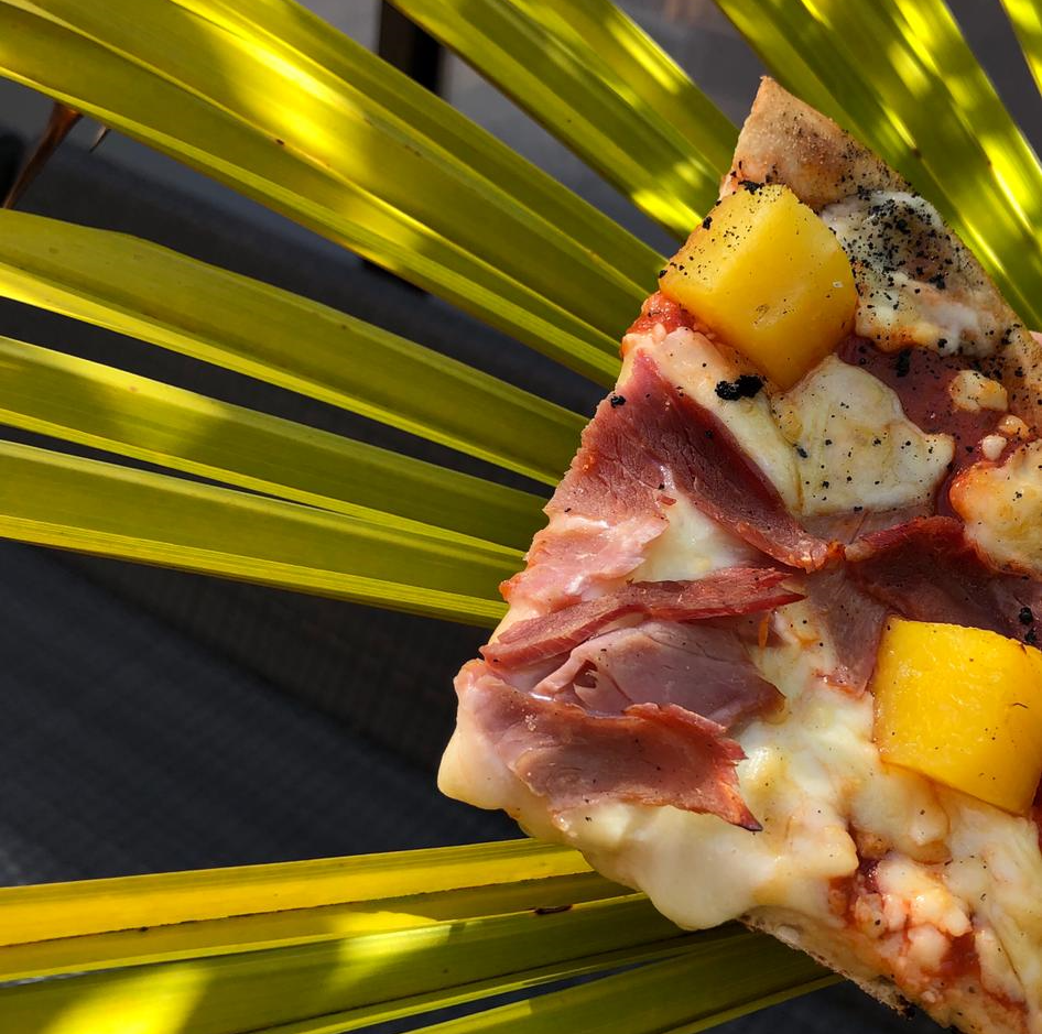 HOME [www.runawaypizza.co.uk]