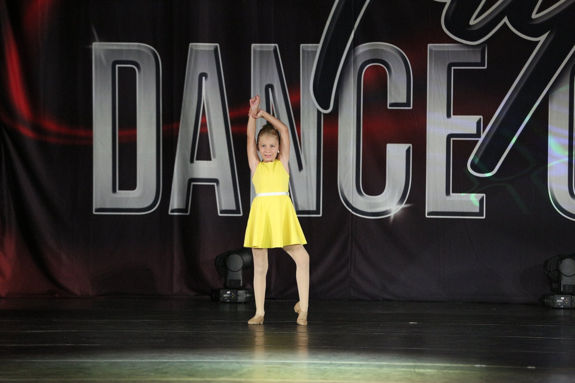 Home [www.divisionstreetdance.com]