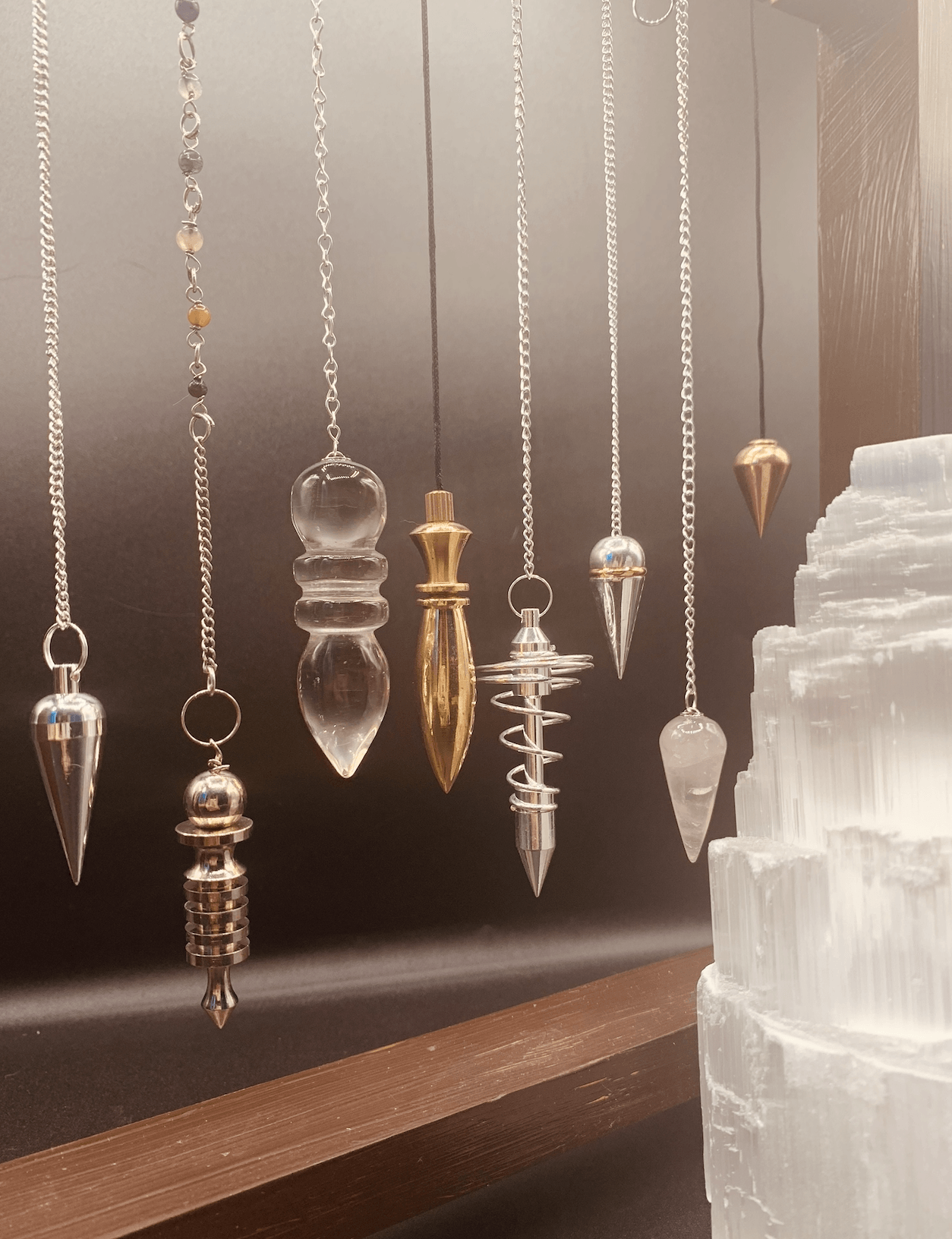 How to use a pendulum