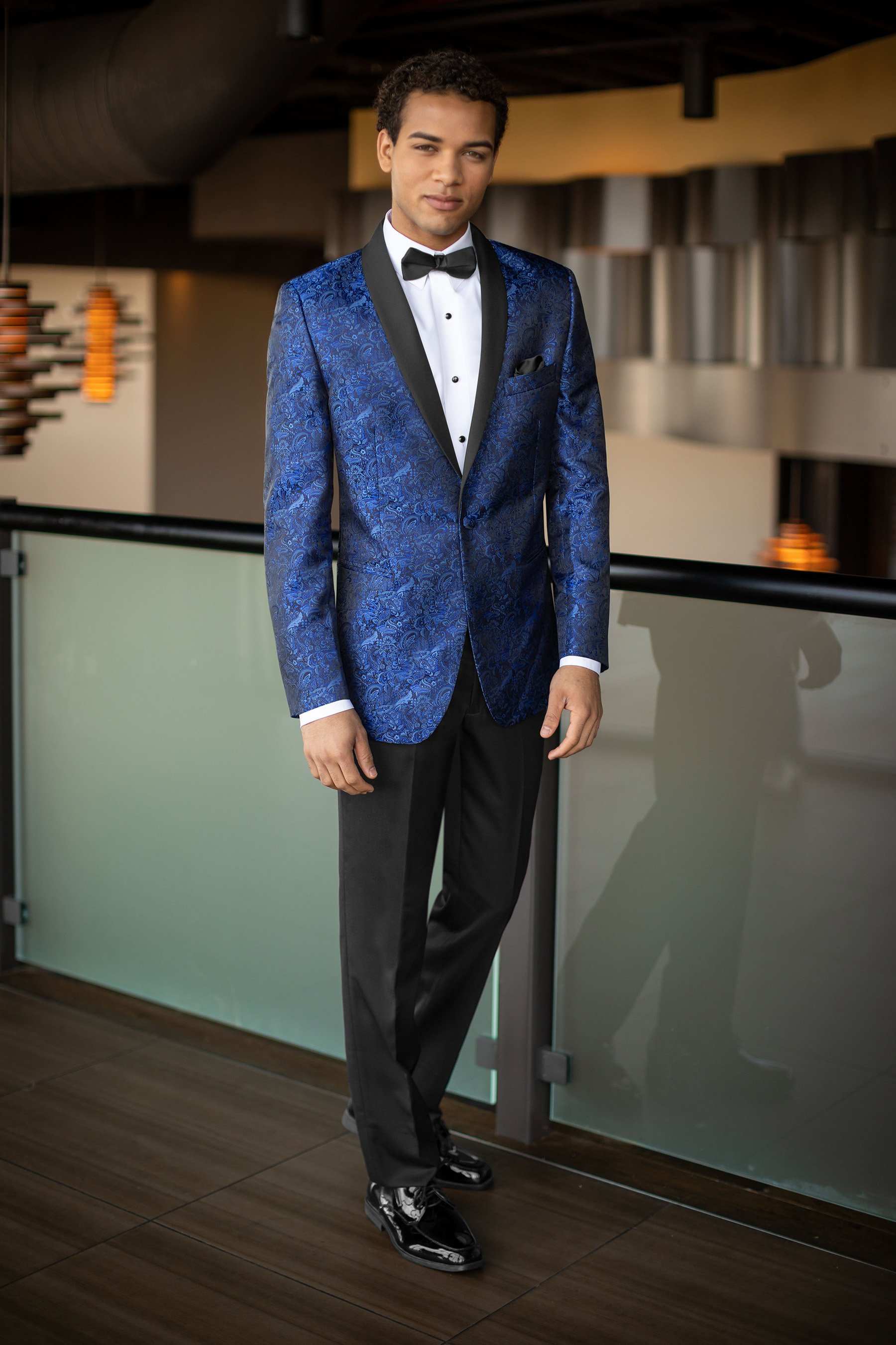 | Tuxedo/Suit Rental, Rent Tuxedo, Rent Suit, Men's Formal Wear Store