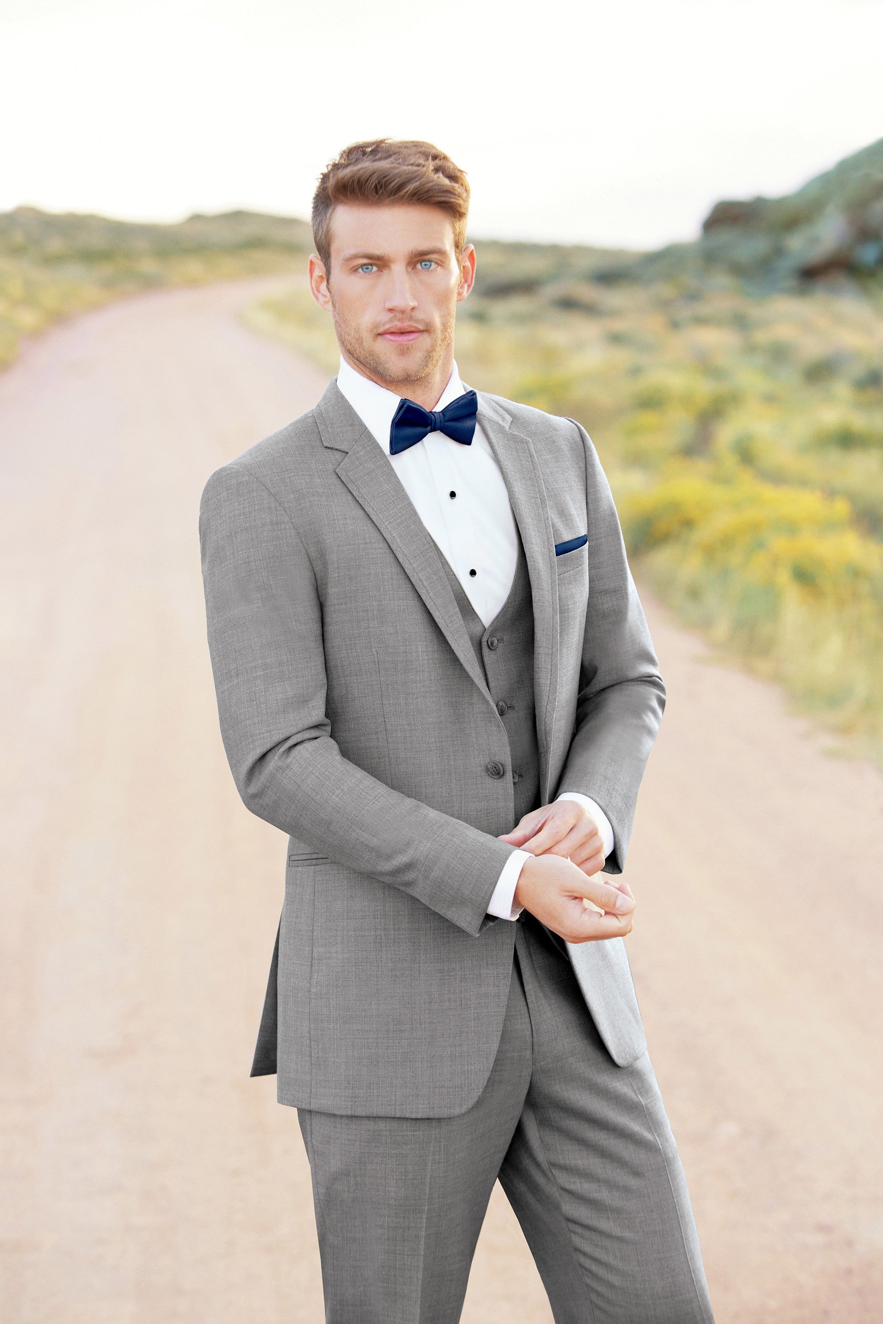 | Tuxedo/Suit Rental, Rent Tuxedo, Rent Suit, Men's Formal Wear Store