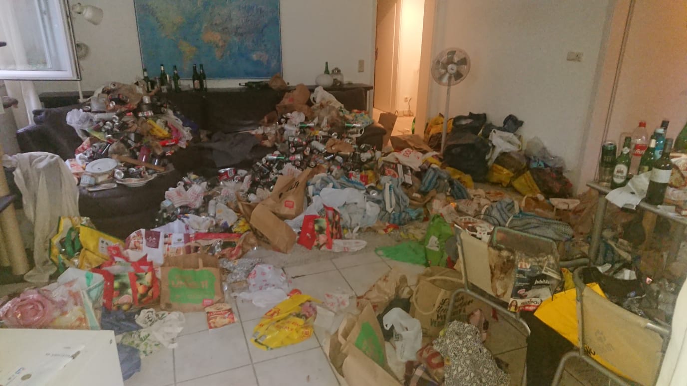 Wir räumen Messiwohnungen & haben Erfahrung mit dem Messisyndrom.