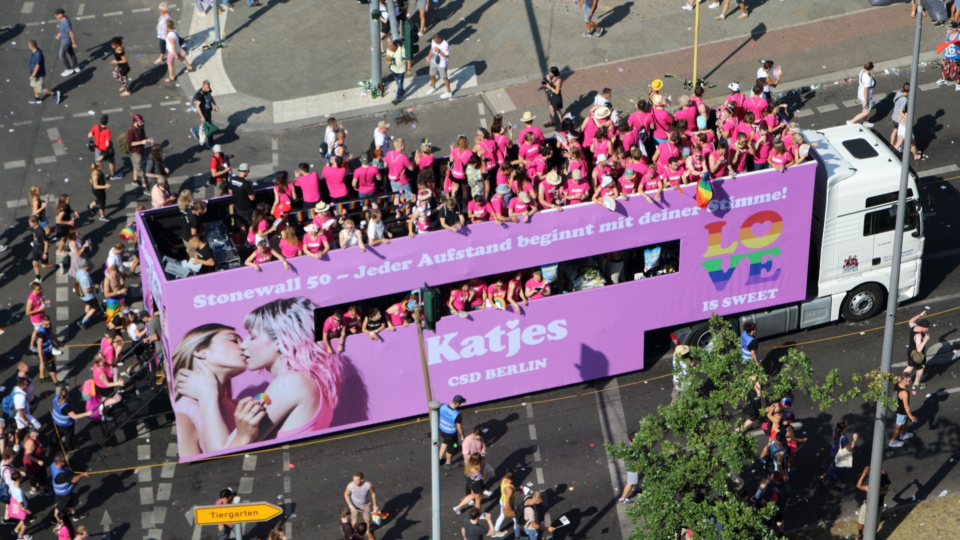 CSD Trucks, Paradewagen, Musiktrucks, Paradetruck mieten