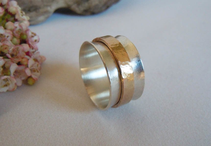 Drehringe und personalisierbare Familienringe