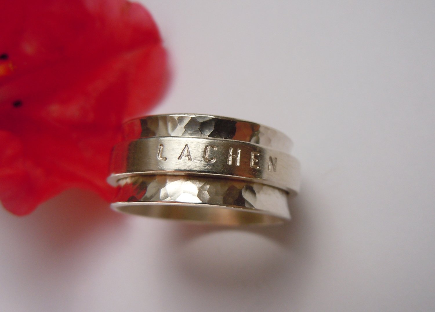 Drehringe und personalisierbare Familienringe