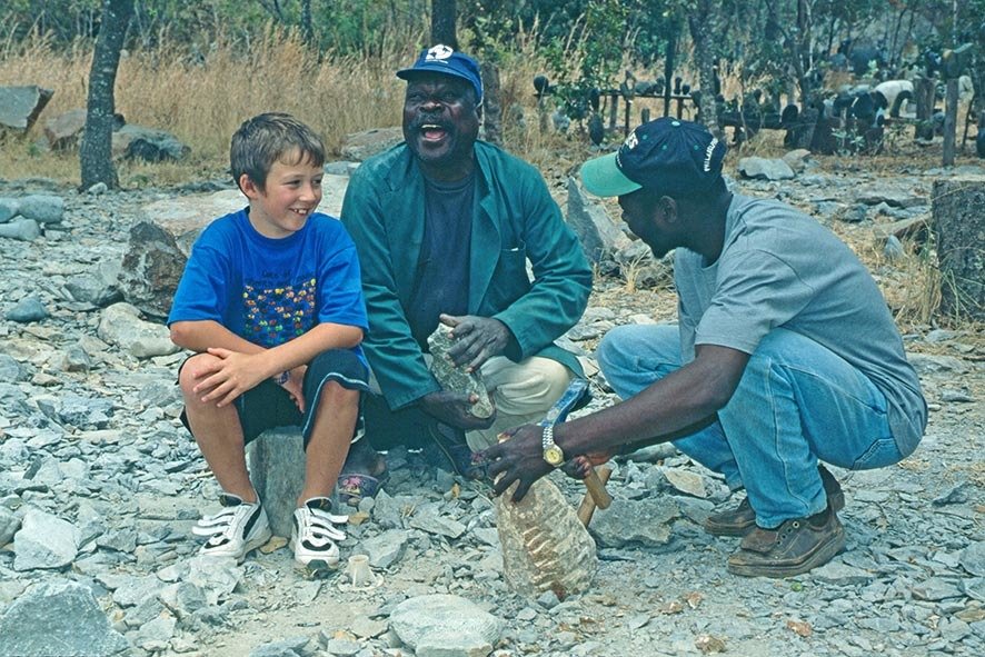 Zimbabwe Skulptur heute - Tom Blomefield und Tengenenge