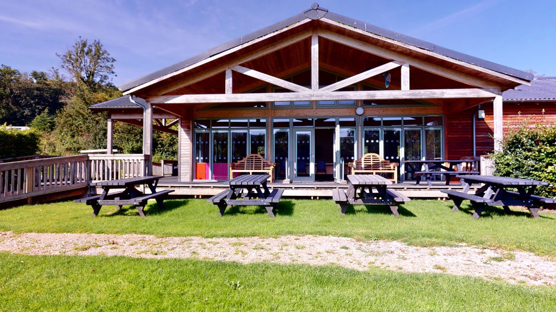 Nell Bank Facilities | Learn about our fully equipped facilities