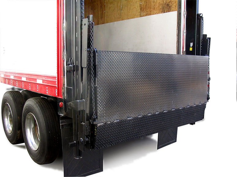 La rampa Maxon de rieles RC ofrece