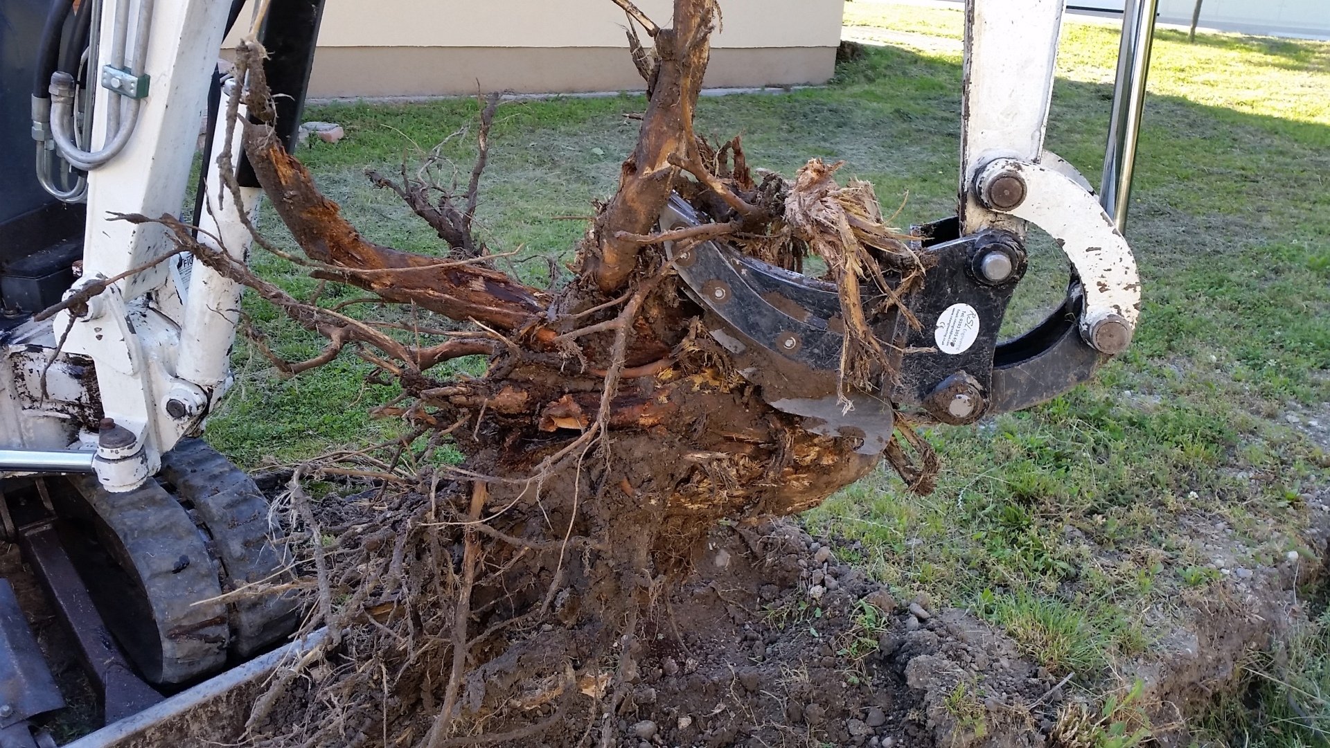 RSL Engineering Excavator Attachments - Root Ripper Tines