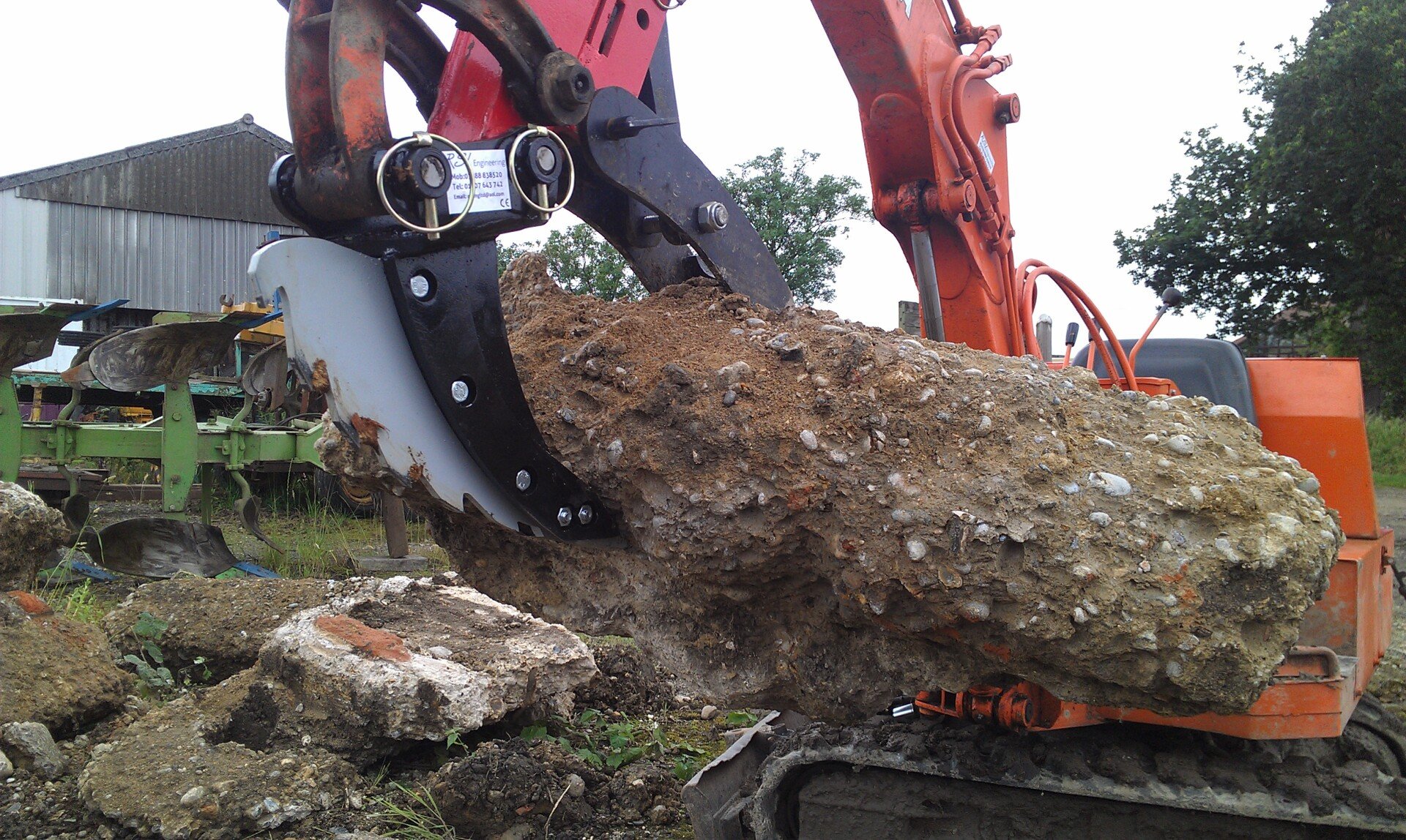 RSL Engineering Excavator Attachments - Root Ripper Tines