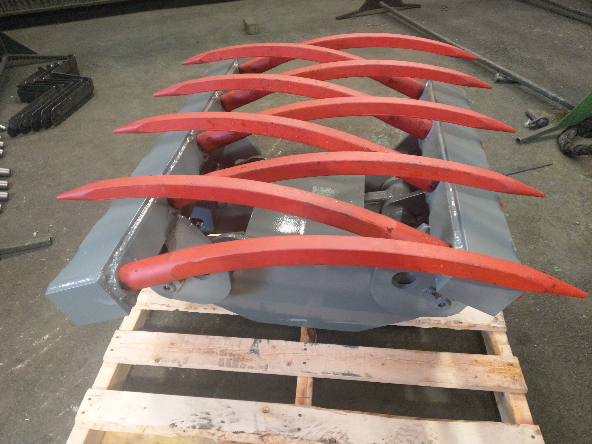 RSL Engineering Excavator Attachments - Log Grabs