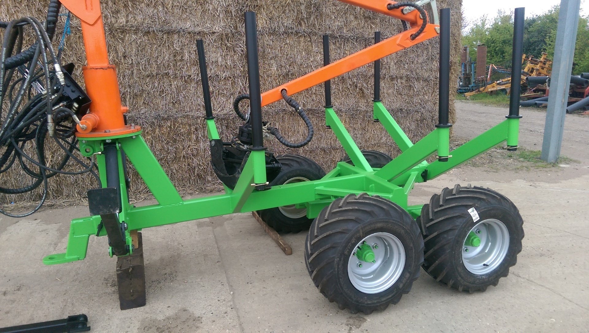 RSL Engineering Excavator Attachments - Extendable timber trailers