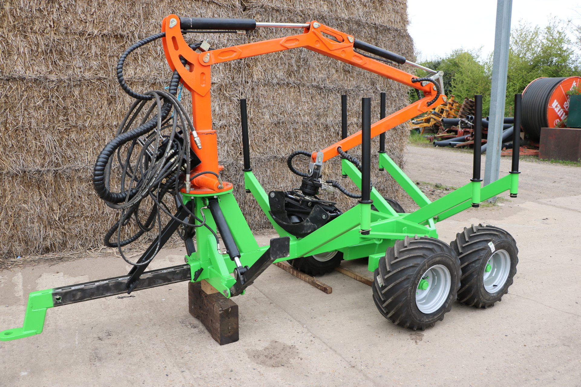 RSL Engineering Excavator Attachments - Extendable timber trailers