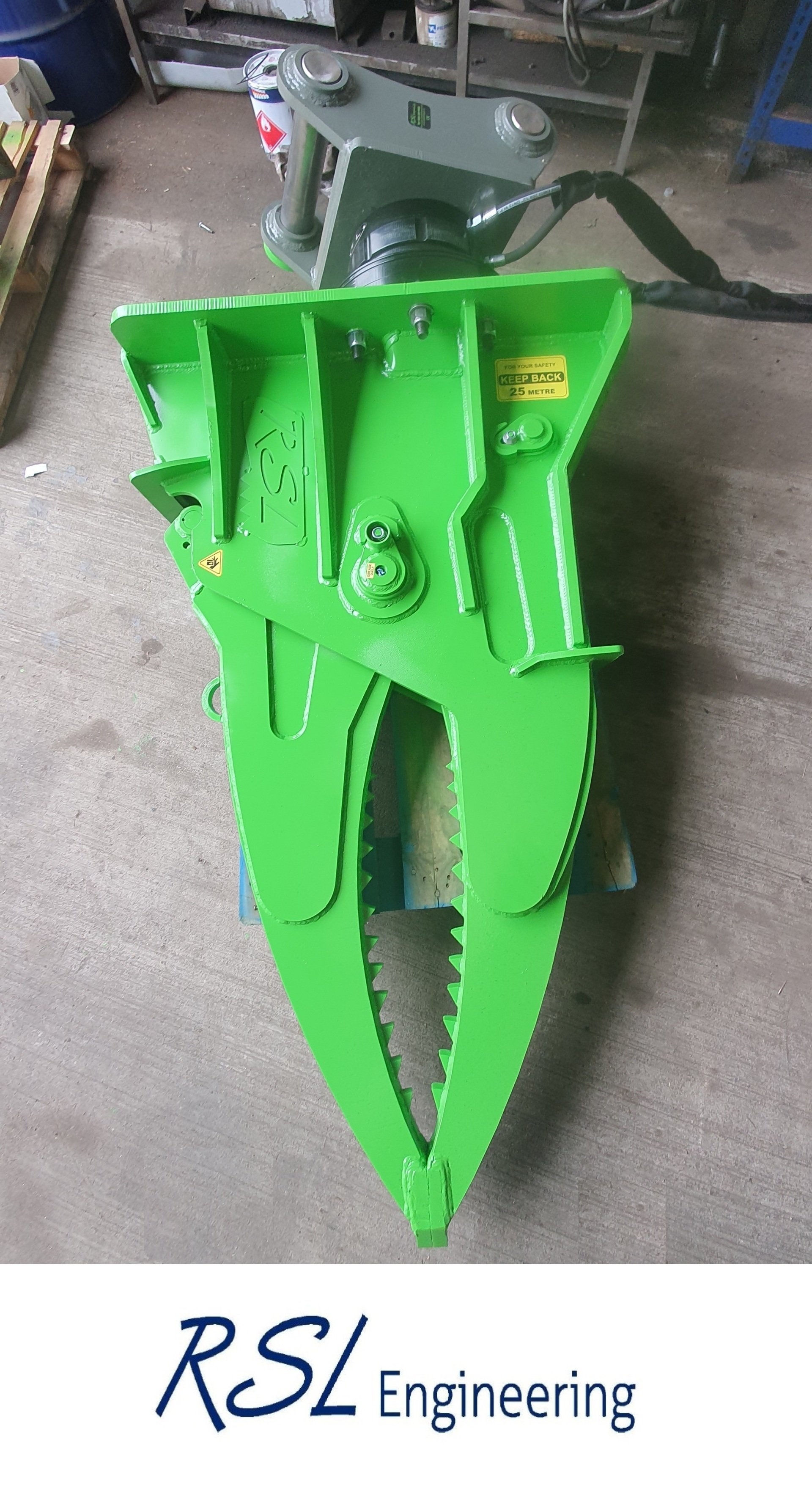 RSL Engineering Excavator Attachments - Car Dismantling System Pincers
