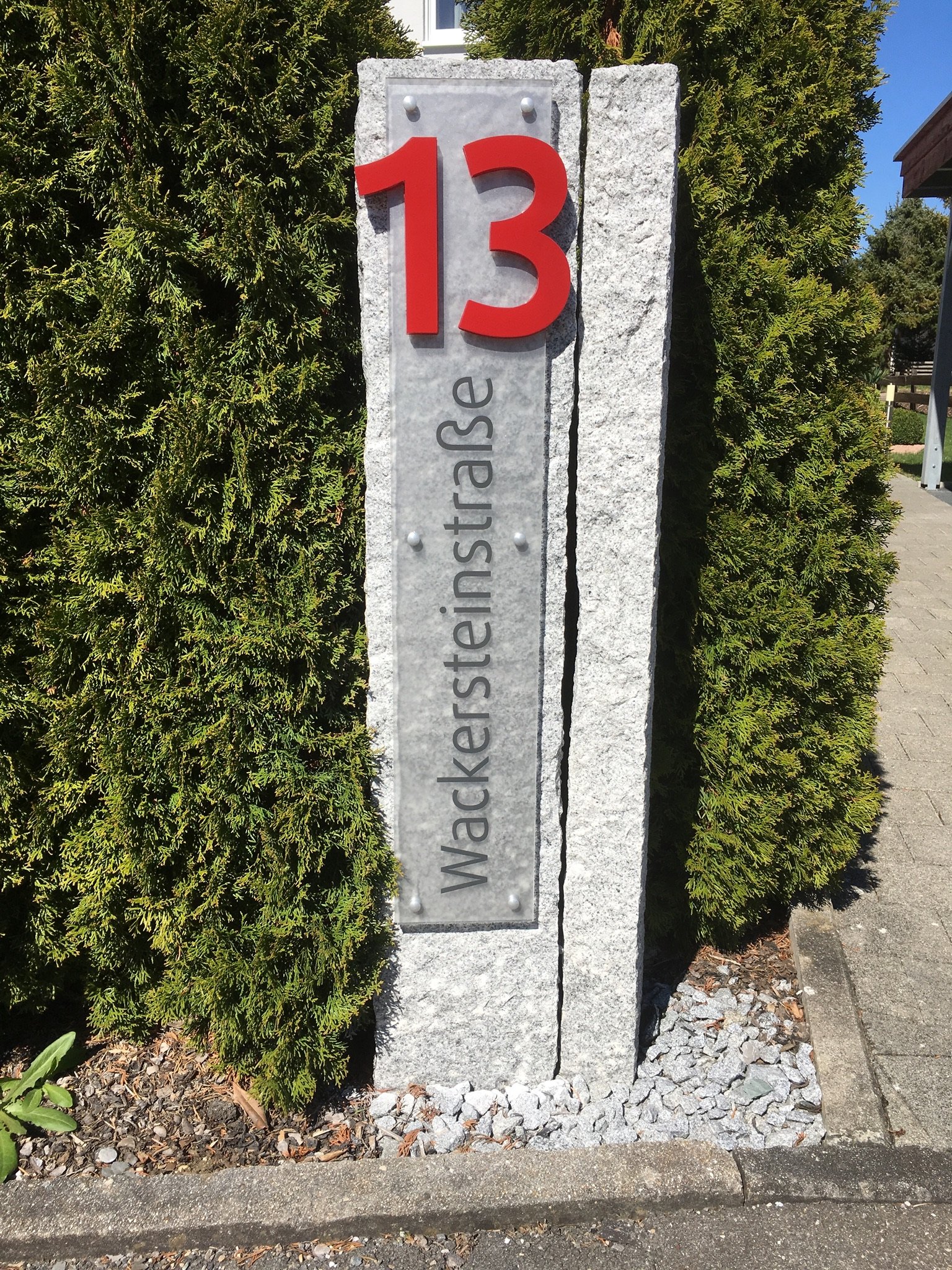 my-hausnummer.de - exklusive Design-Hausnummern