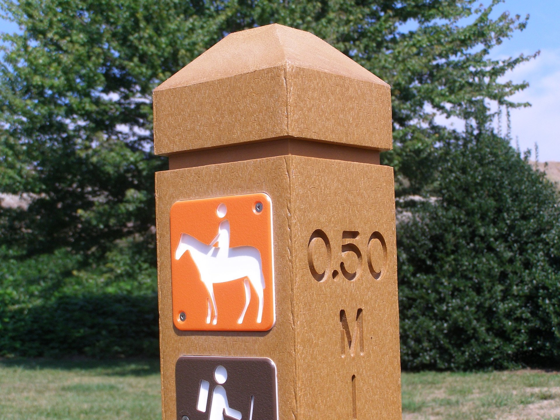 Custom Signage for Parks, Trails, Corporate, Retail, and More