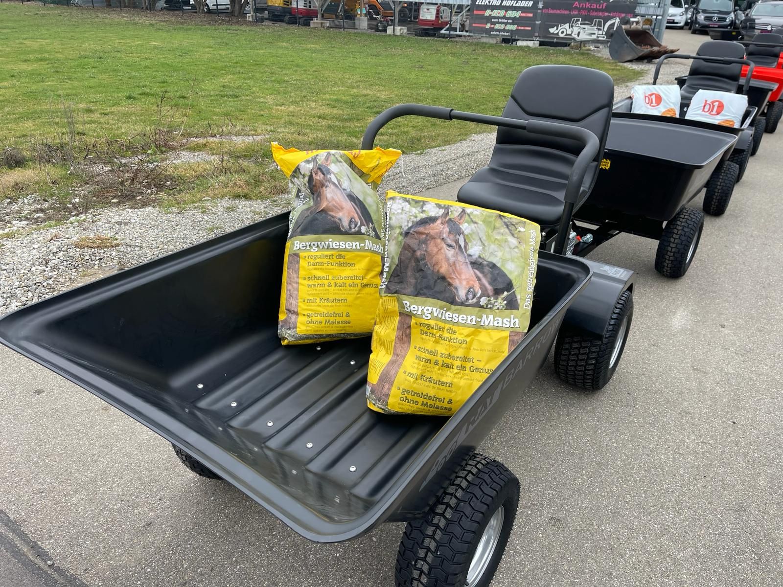 Automobile Nick GmbH Kfz und Baumaschinenhandel ständig Fahrzeuge zum ...