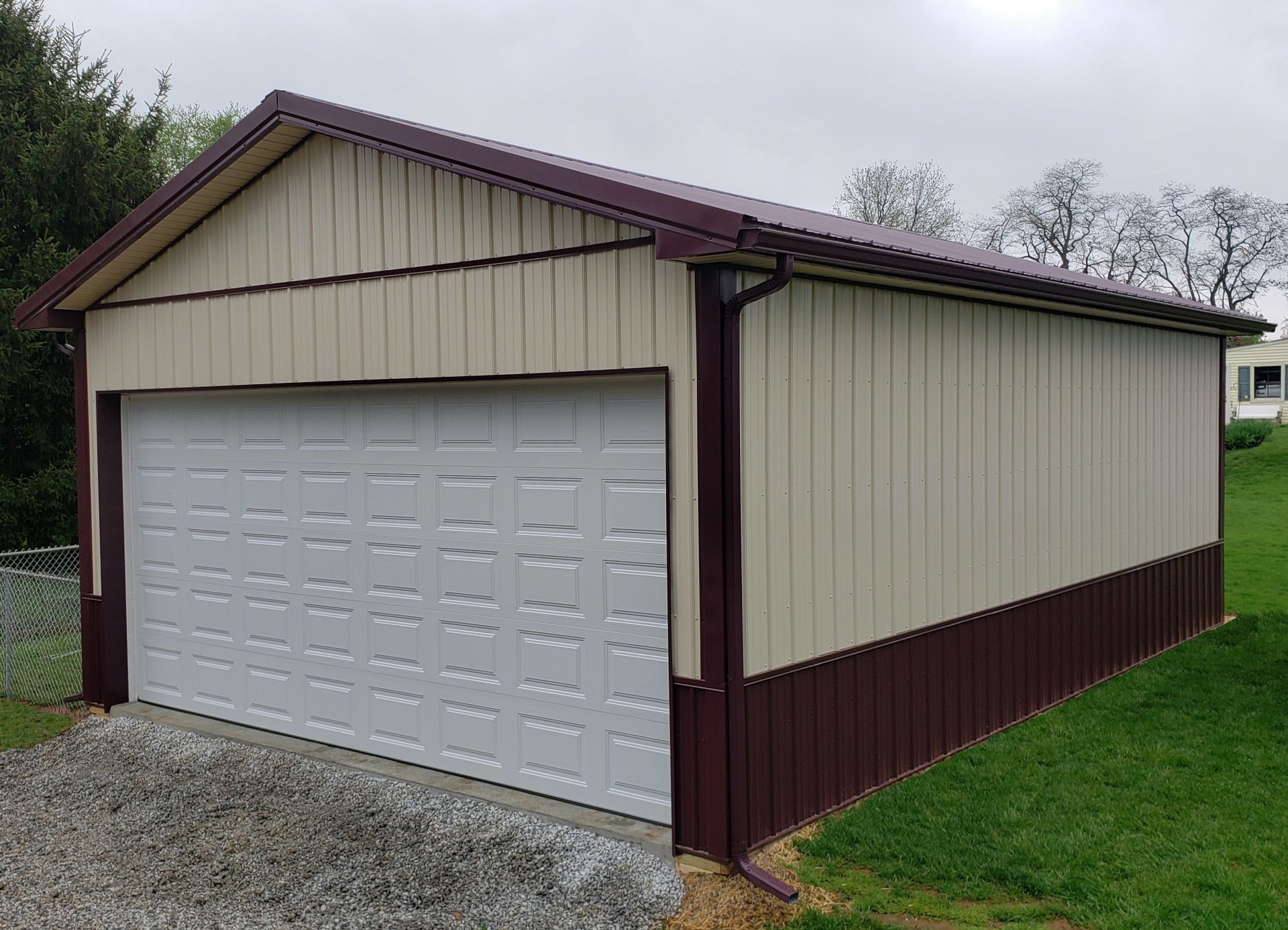 Pictures of Small Pole Buildings