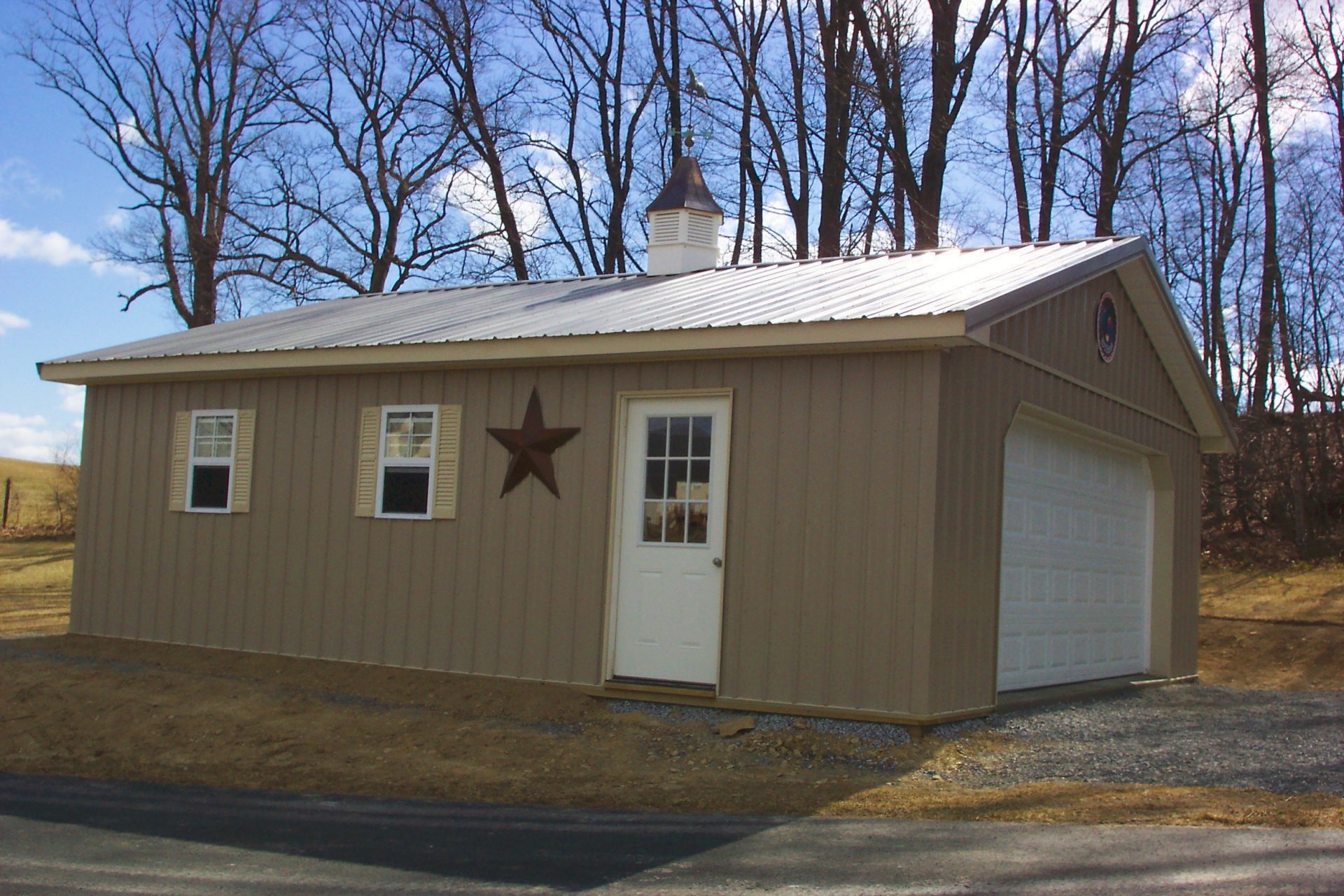 Pictures of Small Pole Buildings