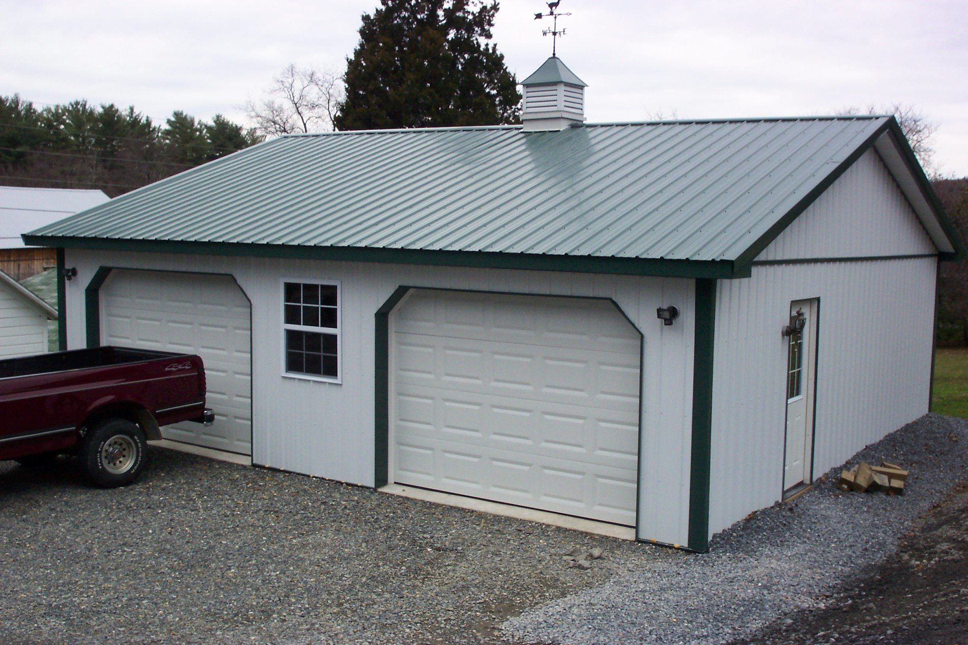 Pictures of Small Pole Buildings