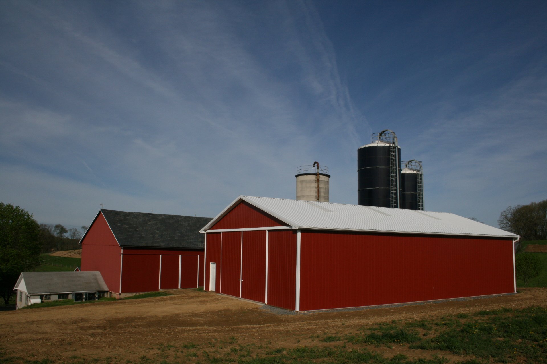 Pictures of Large Pole Buildings